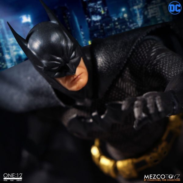Mezco Toyz One:12 Collective Batman: Sovereign Knight | Rio X Teir