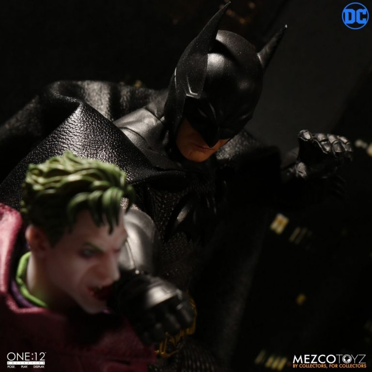 Mezco Toyz One:12 Collective Batman: Sovereign Knight | Rio X Teir