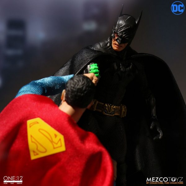 Mezco Toyz One:12 Collective Batman: Sovereign Knight | Rio X Teir