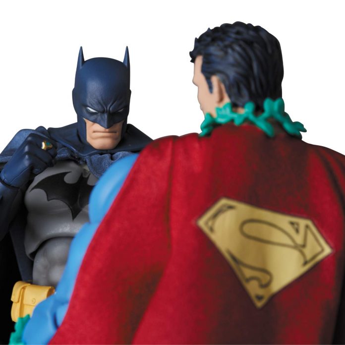 Mafex Series No.117 Superman [Batman: Hush] | Rio X Teir
